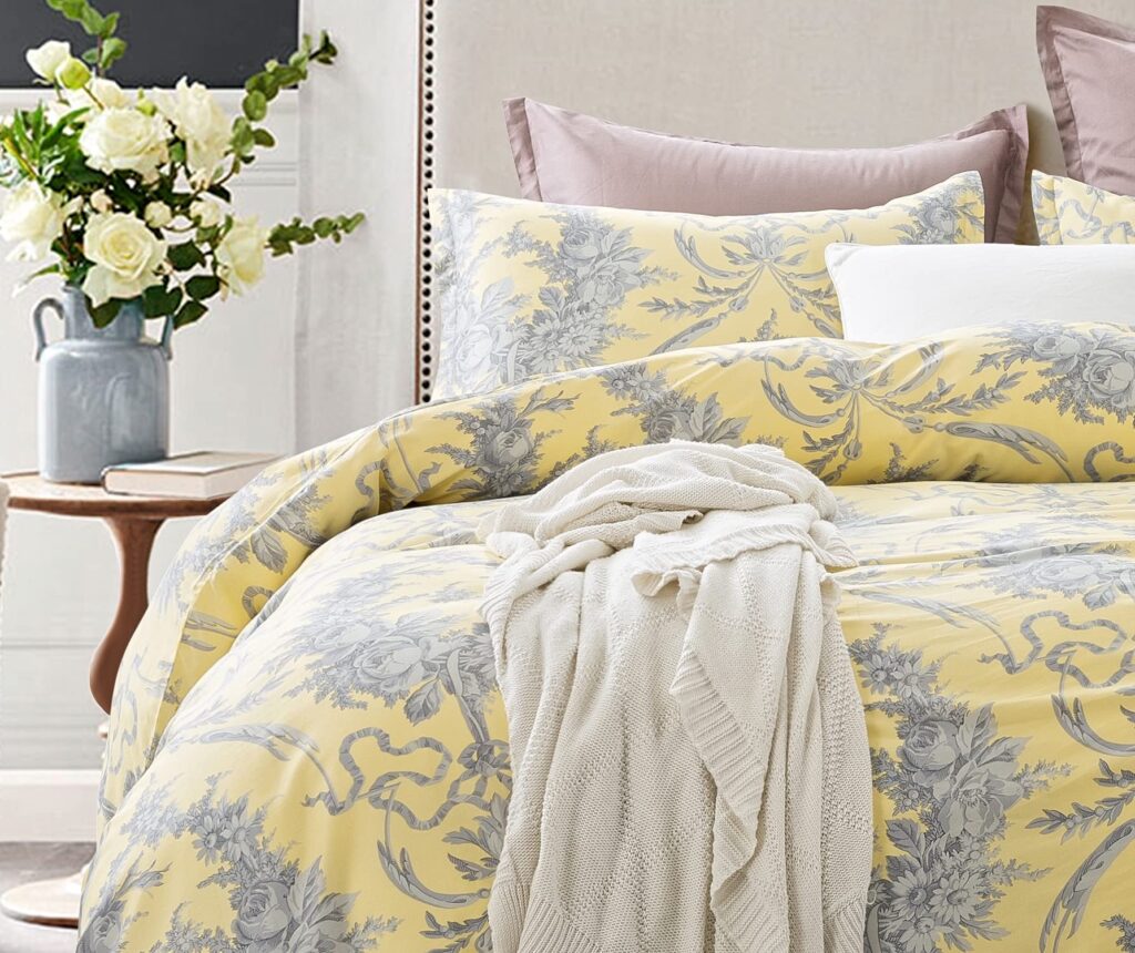 15 French Country Bedding Ideas from Amazon - homesweetsierrah.com